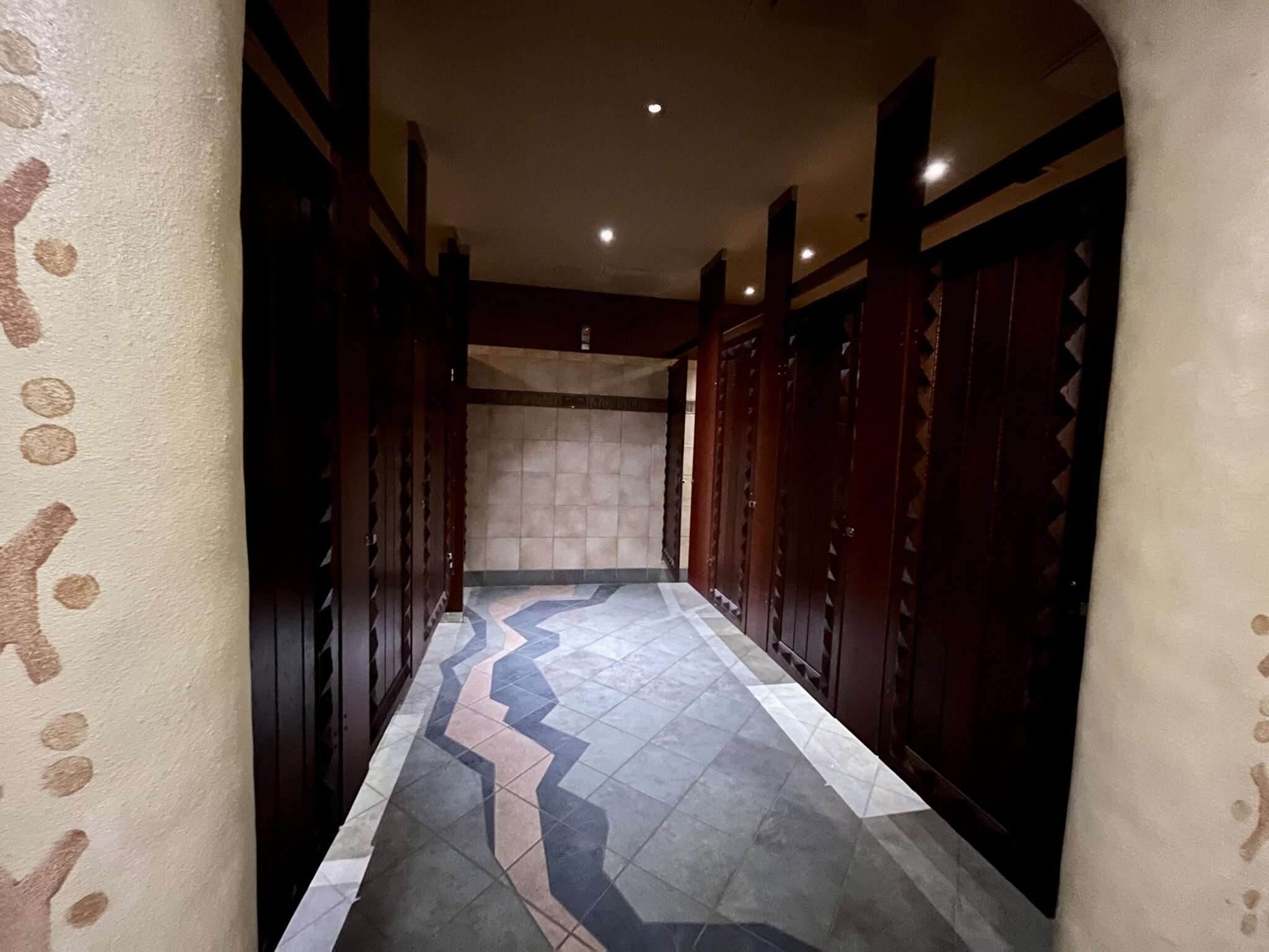 The Best Bathrooms At Disney World - DisneywithIzzy